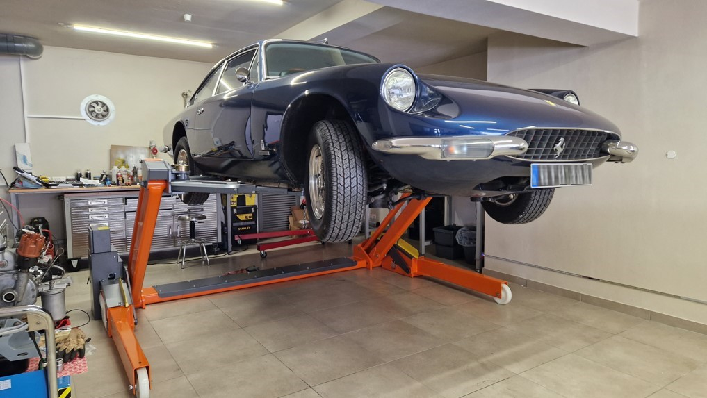 FHB3000-03 | Mobile 2-post lift | Walter Finkbeiner GmbH